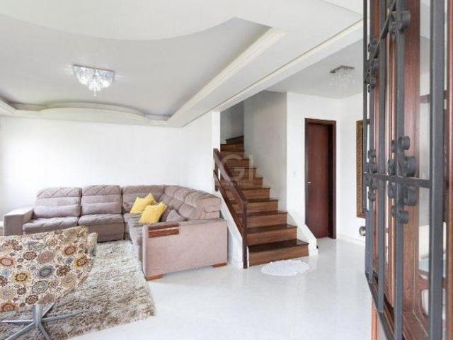 Casa de Condomínio em Hípica