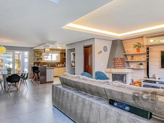 Casa de Condomínio em Hípica