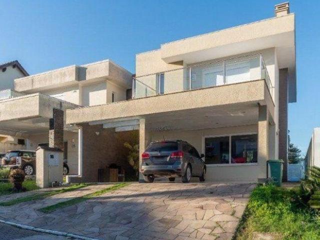 Casa de Condomínio em Hípica