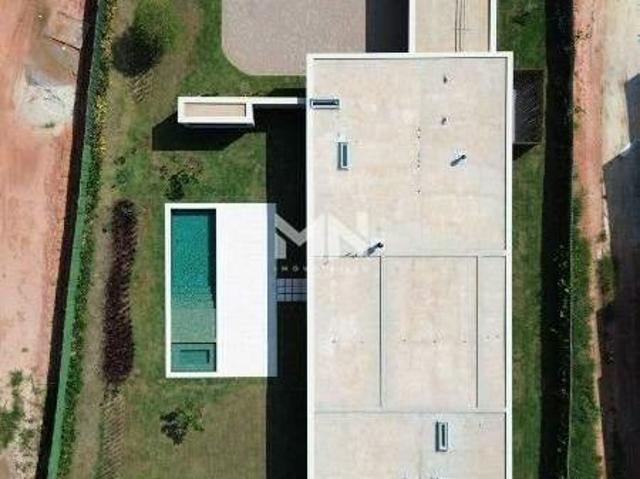Casa de Condomínio em Itu: 714 m², 5 suítes, piscina e espaço gourmet — venda com financiamento
