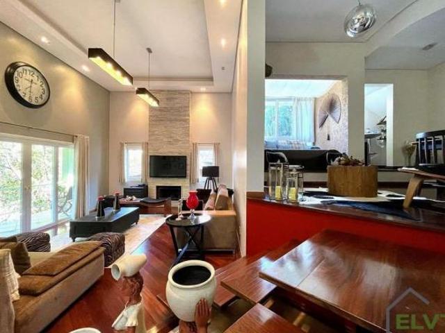 Casa de Condomínio em Jandira | Forest Hills | 4 Quartos e Lazer Completo