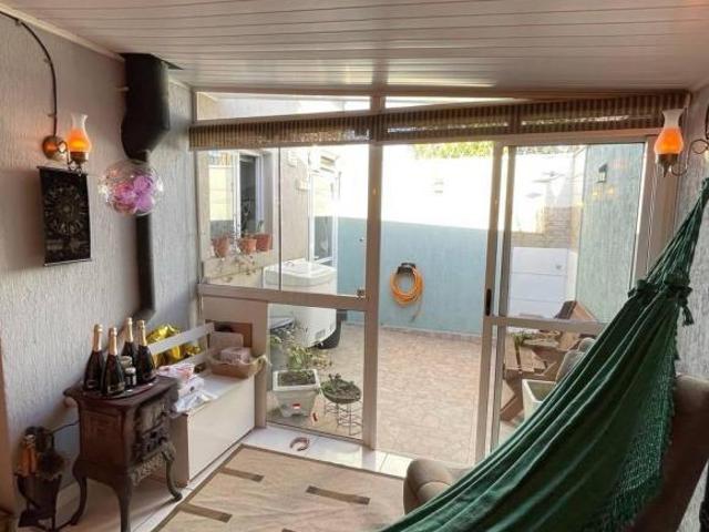 Casa de Condomínio em Jardim Lindóia
