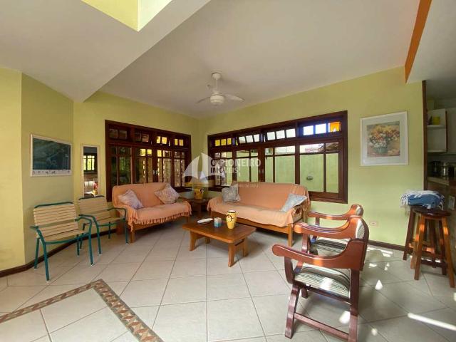 Casa de condomínio em Juquehy, disponível para venda e locação