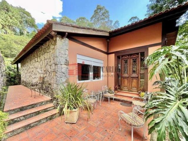 Casa de Condominio em Moinho Velho Embu das Artes Código 1048