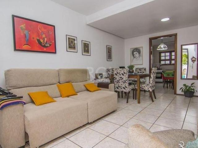 Casa de Condomínio em Morro Santana