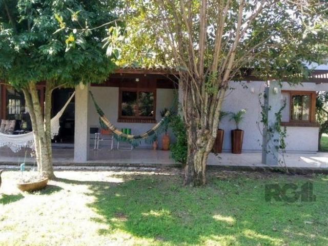 Casa de Condomínio em Martinica