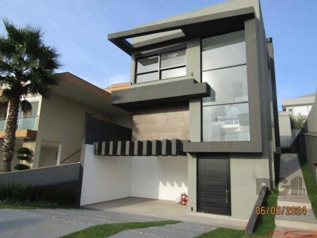 Casa de Condomínio em São Lucas