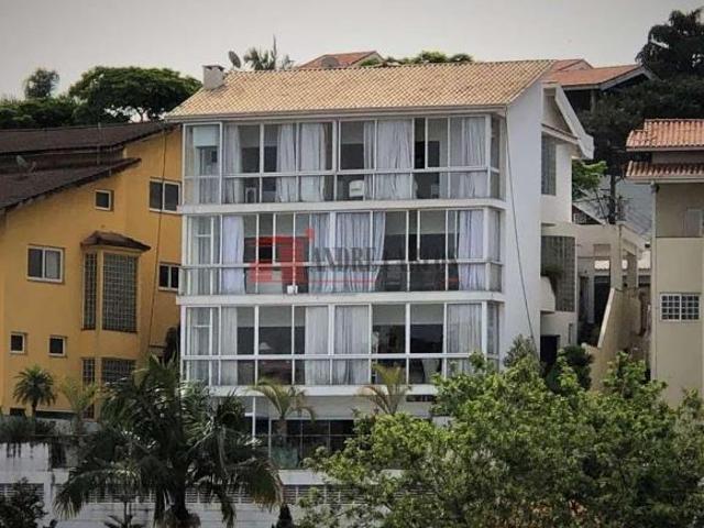 Casa de Condominio em São Paulo II Cotia cod. 655