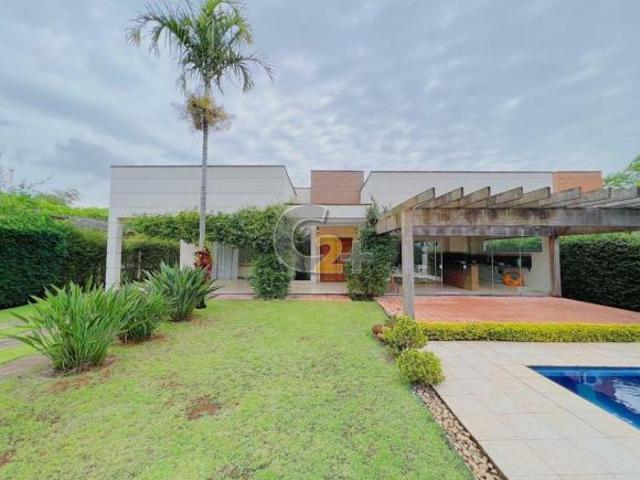 Casa de Condomínio em Salto à venda, 3 suítes, garagem, piscina, churrasqueira
