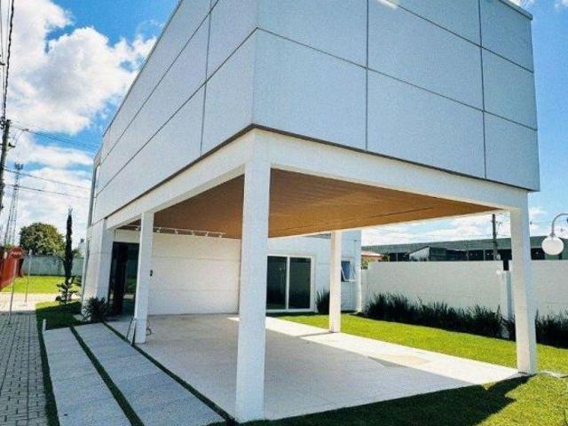 Casa de Condomínio em Sans Souci