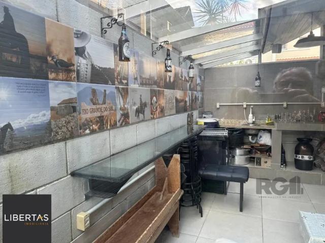 Casa de Condomínio em Sarandi