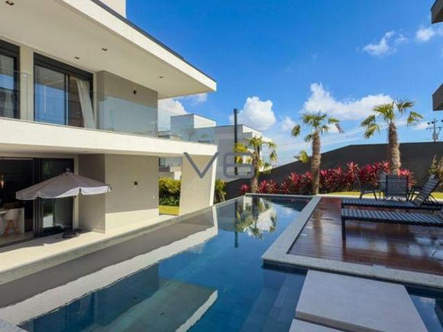Casa de Condomínio em Pinhais | Totalmente Mobiliada 650m² 4 Quartos, Alto Padrão