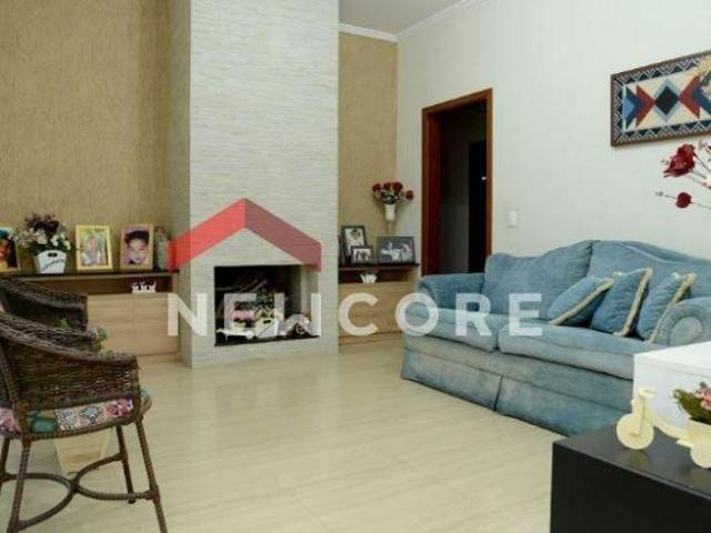 Casa de condomínio em Rod. Raposo Tavares, km 114 Barreiro Araçoiaba da Serra/SP