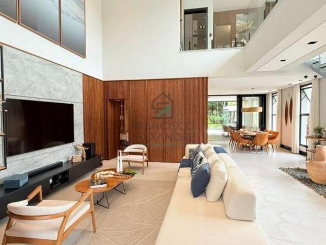Casa de condomínio em Riviera de São Lourenço, Bertioga SP