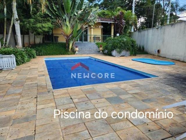 Casa de condomínio em Rua Miguel de Almeida Barro Branco Cotia/SP