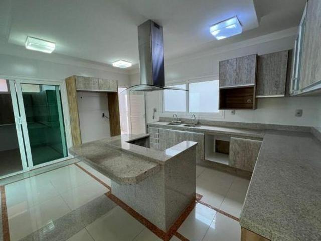 Casa de condomínio em Rua Noel Rosa Residencial Villa Lobos Bauru/SP