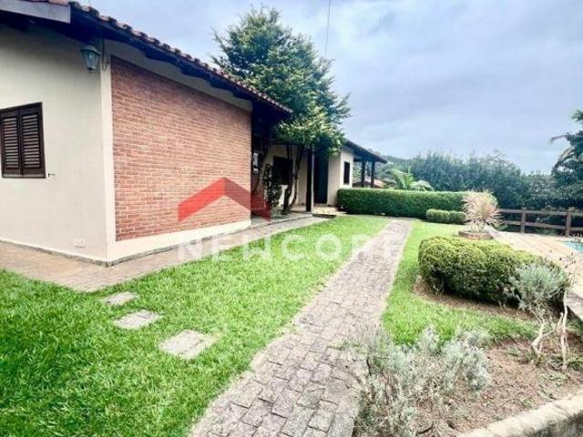 Casa de condomínio em Rua Nova República Granja Viana Cotia/SP