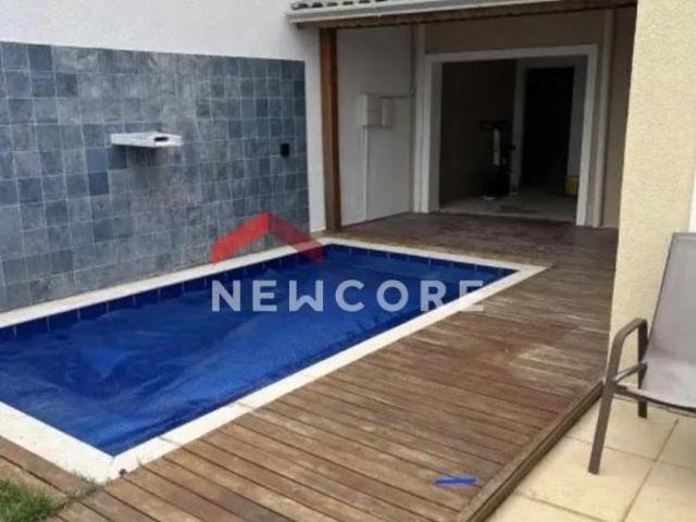 Casa de condomínio em Rua Novellara Vila Mike São Roque/SP