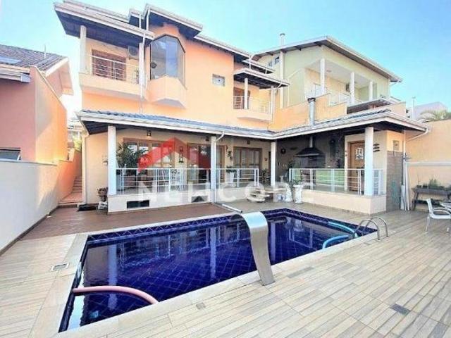 Casa de condomínio em Rua Carlos Penteado Stevenson Jardim Recanto Valinhos/SP