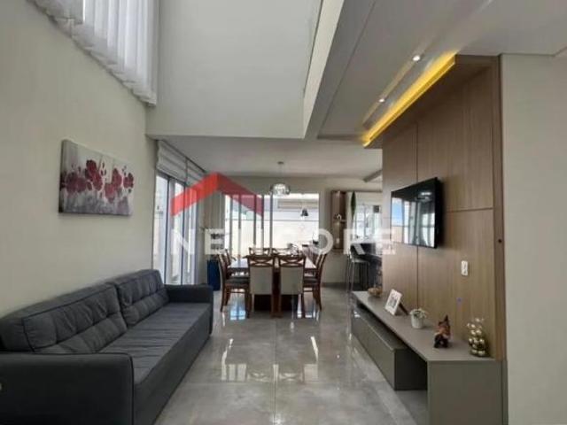 Casa de condomínio em Rua Cinsaut Residencial Colinas Caçapava/SP