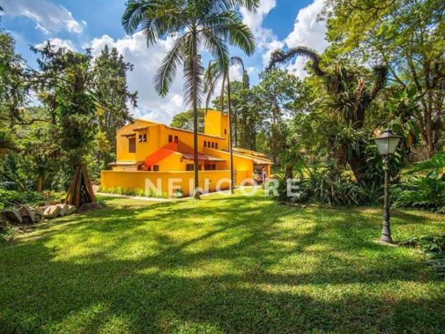 Casa de condomínio em Rua das Camélias Chácara Vale do Rio Cotia Carapicuíba/SP