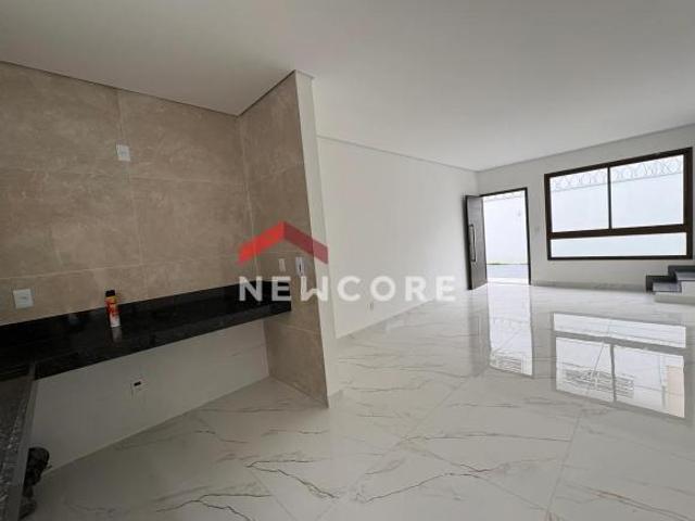 Casa de condomínio em Rua Deputado Gregoriano Canedo Trevo Belo Horizonte/MG