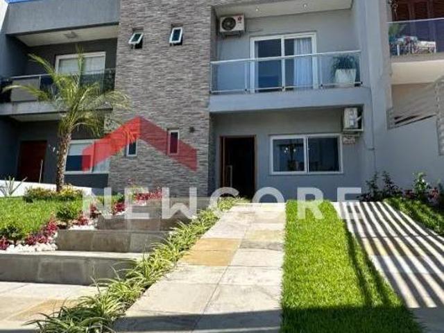 Casa de condomínio em Rua Fabiana Kila de Ávila Hípica Porto Alegre/RS