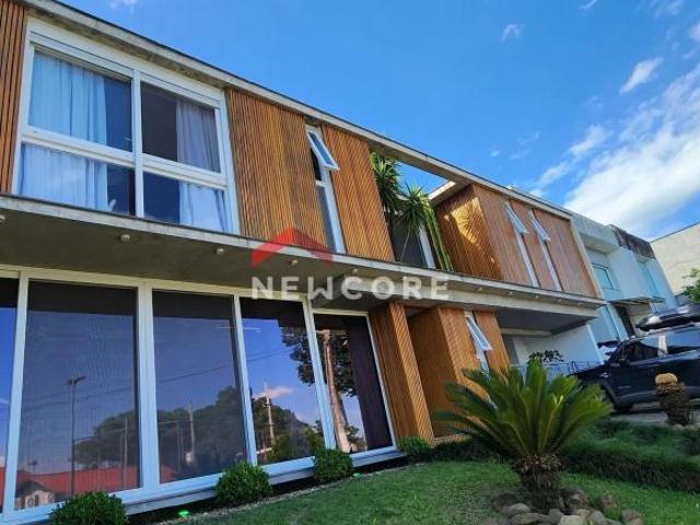 Casa de condomínio em Rua Francisco Solano Borges Hípica Porto Alegre/RS