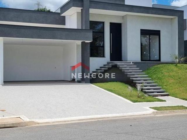 Casa de condomínio em Rua Helena Crevilari Padovani Residencial Fazenda Santa Rosa Fase 1 Ita