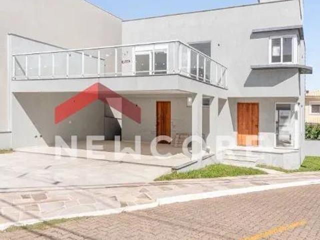 Casa de condomínio em Rua Ivo Walter Kern Hípica Porto Alegre/RS