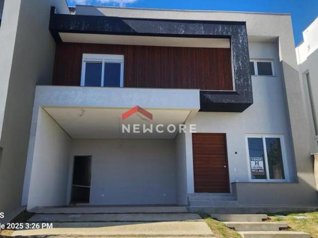 Casa de condomínio em Rua Ivo Walter Kern Hípica Porto Alegre/RS