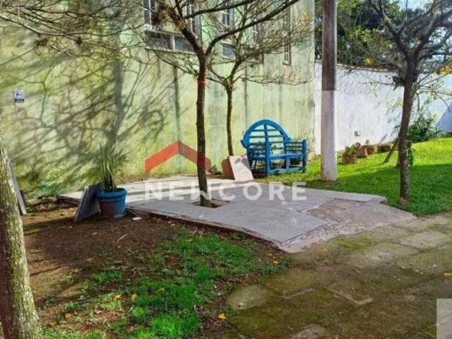 Casa de condomínio em Rua Jacundá Guarujá Porto Alegre/RS