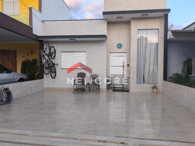 Casa de condomínio em Rua Jandyra Ribeiro da Silva Horto Florestal Sorocaba/SP