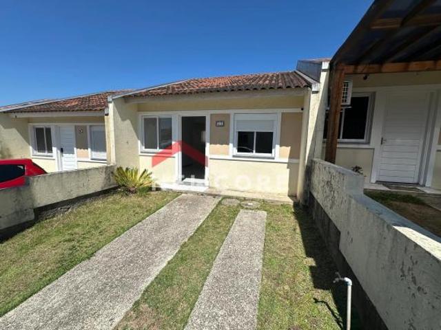 Casa de condomínio em Rua Jasmim Branco Chácara das Rosas Cachoeirinha/RS