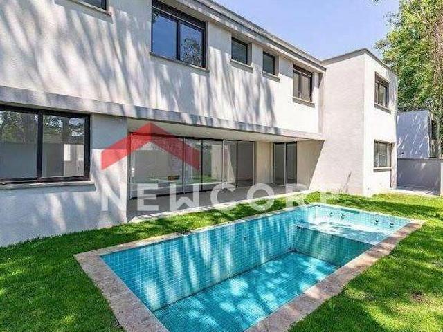 Casa de condomínio em Rua José Gambarini Jardim Cordeiro São Paulo/SP