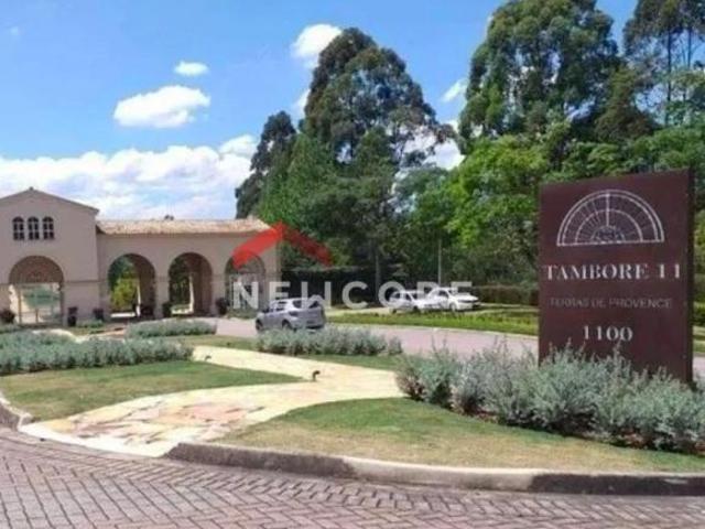 Casa de condomínio em Rua Luberon Tamboré Santana de Parnaíba/SP
