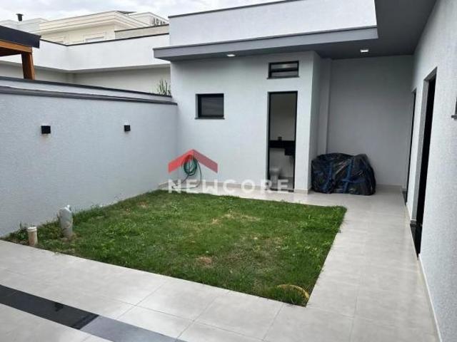 Casa de condomínio em Rua Lírio Roxo Parque Olívio Franceschini Hortolândia/SP