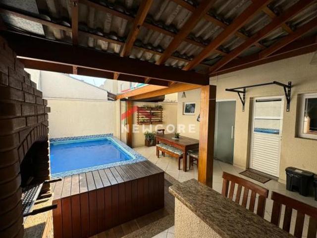 Casa de condomínio em Rua Sebastião Carlos da Silva Jardim Primavera Jacareí/SP