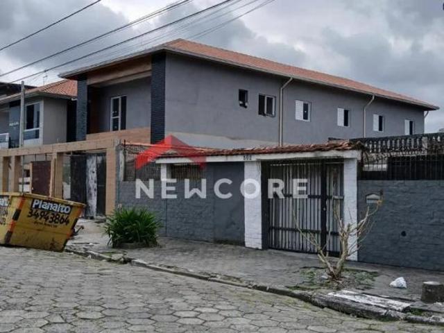 Casa de condomínio em Rua Sertanista Francisco Meirelles Tupi Praia Grande/SP