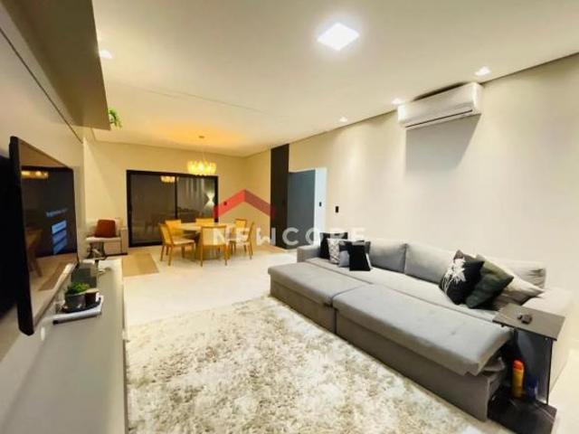 Casa de condomínio em Rua Sevilha Residencial Villa de León Piratininga/SP
