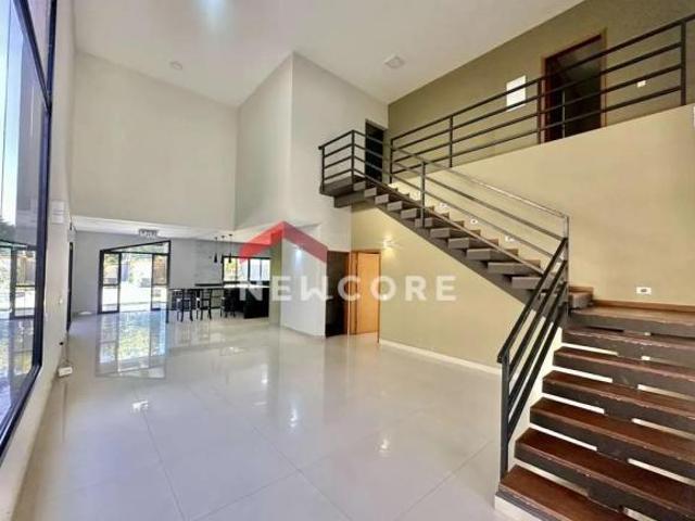 Casa de condomínio em Rua Silvinha Araújo Chácaras São Carlos Cotia/SP