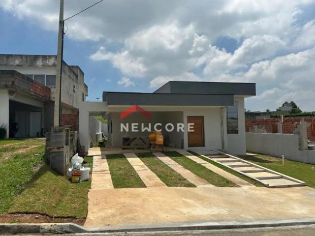 Casa de condomínio em Rua Snoke Nagoya Garden Vargem Grande Paulista/SP