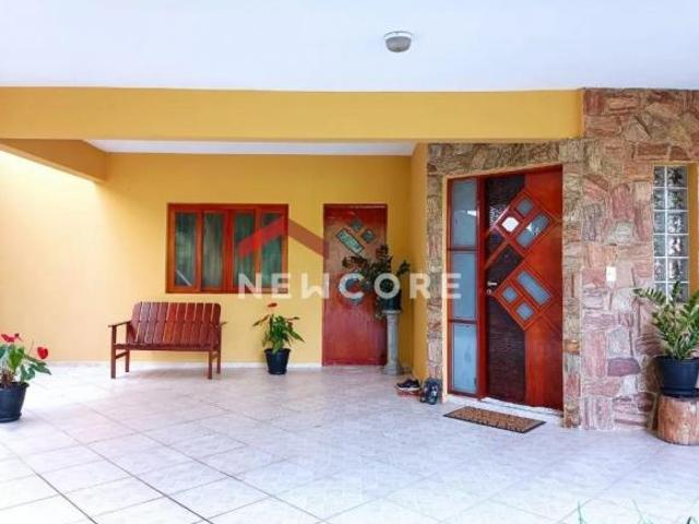 Casa de condomínio em Rua Tapajós Tarumã Santana de Parnaíba/SP