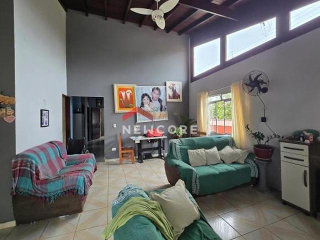 Casa de condomínio em Rua Trinta Jardim São Luis Peruíbe/SP