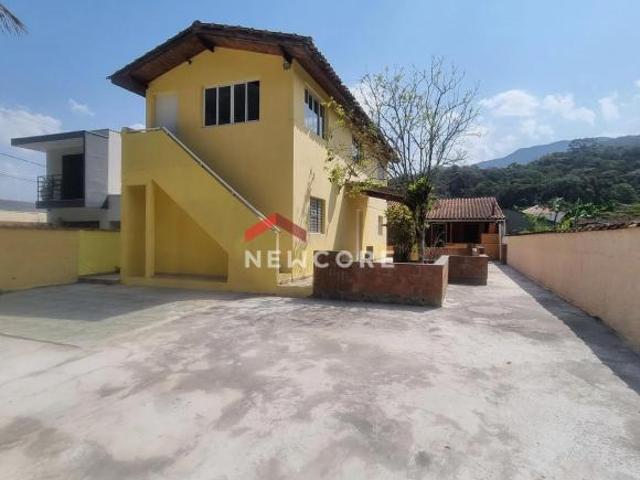 Casa de condomínio em Rua Um Verde Mar Caraguatatuba/SP