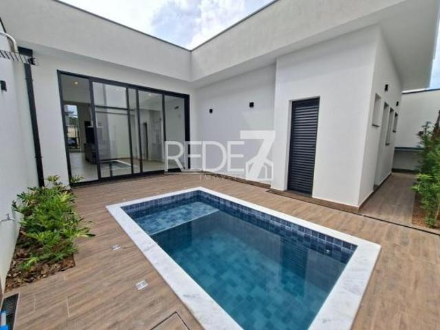 Casa de condomínio em Valinhos SP: 3 quartos, 2 salas, 5 banheiros, 4 vagas de garagem, piscina