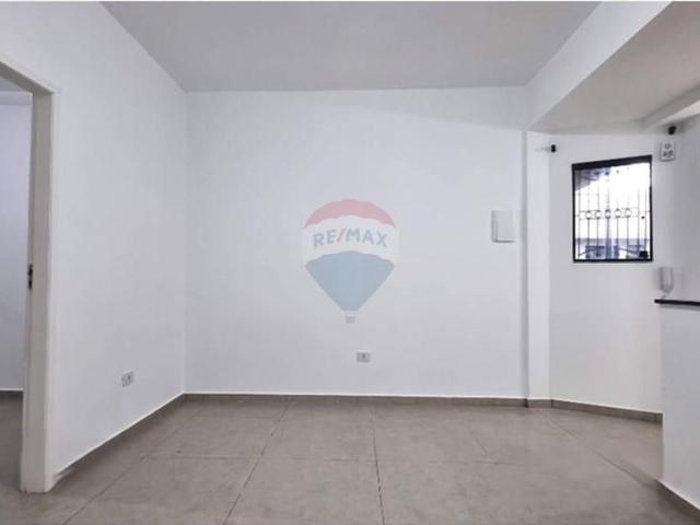 Casa de Condominio em Vila Isolina Mazzei!