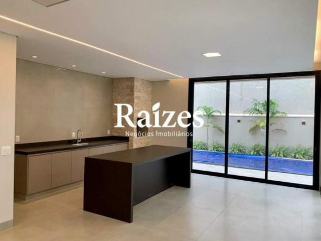 Casa de condomínio estilo Sobrado para venda no Cyrela Buritis bairro Jardim Sul Uberlândia MG