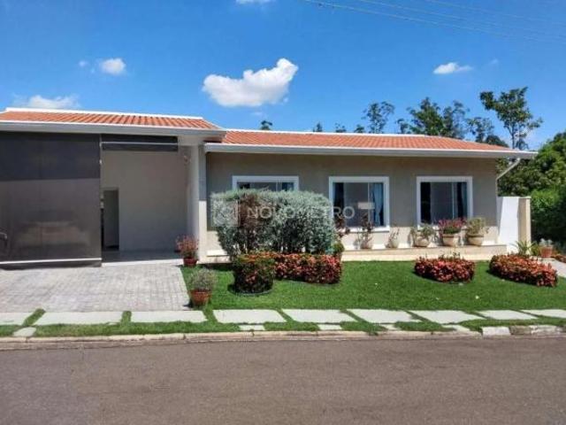 Casa de Condomínio Fazenda São Quirino