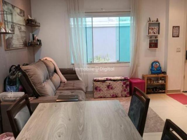 Casa de condomínio fechado Vl Marari 75m2 com 2 suítes e 2 vagas